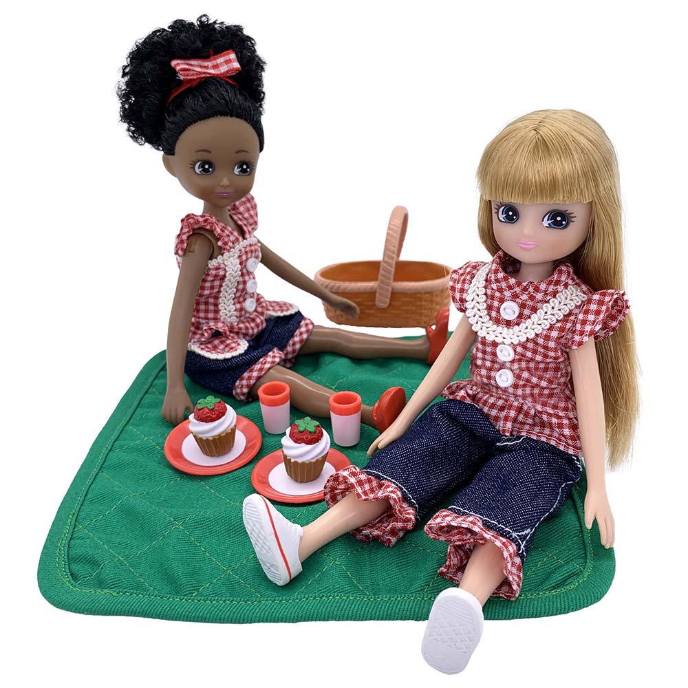 Buy Lottie - Picnic In The Park Doll Set in UAE | Mumzworld